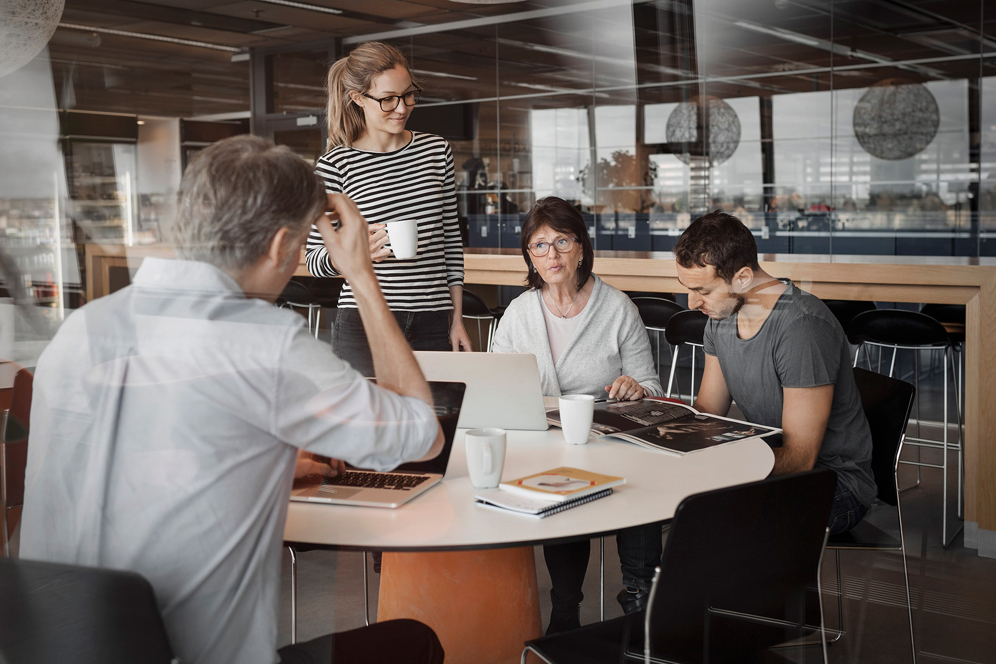 Setting Up Employee Benefit Packages: A Guide for Managers