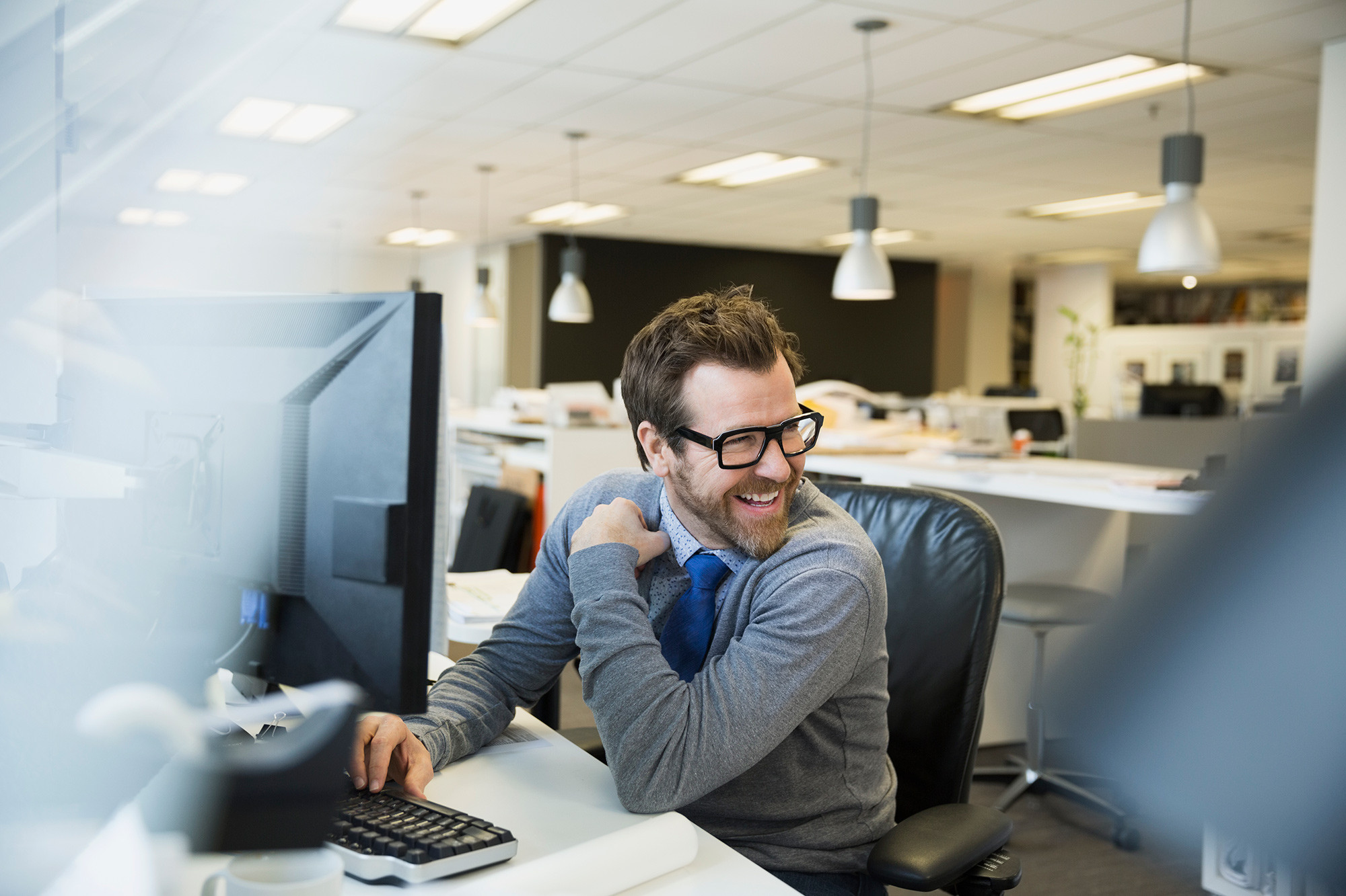 11 Types Of Work Shifts And Types For Your Business