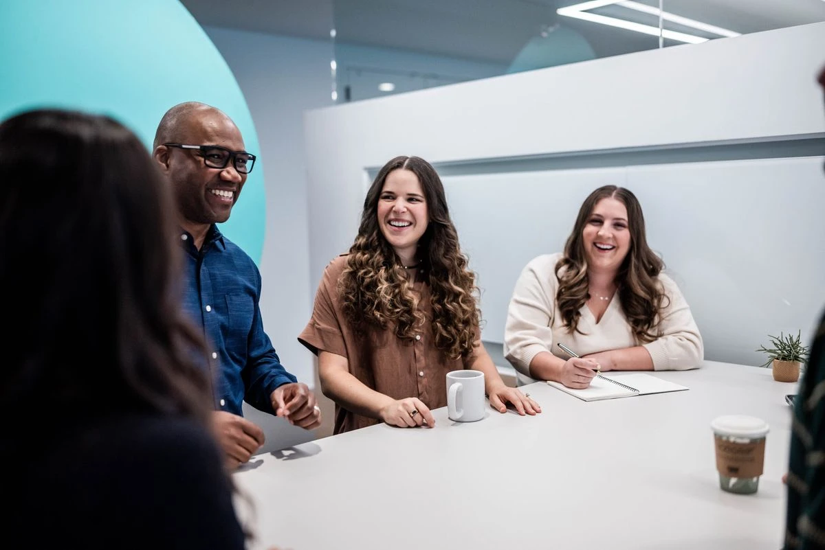 How to Honor Veterans at Work: Ideas and Tips