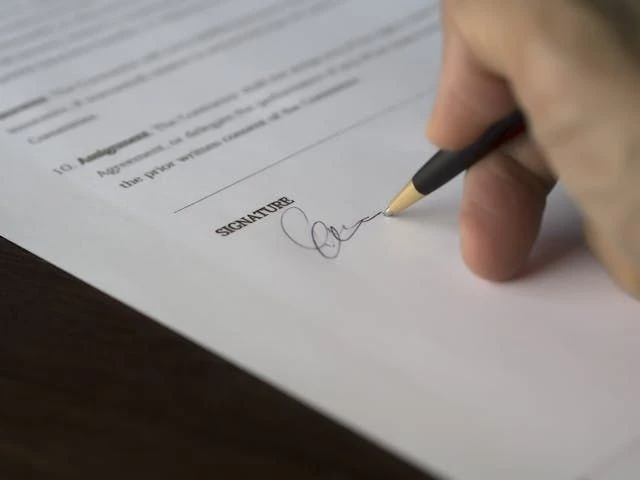 How Long After an Interview Should You Extend a Job Offer?
