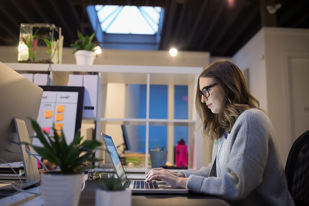Work Values Examples: 5 Examples of Employee Values at Work