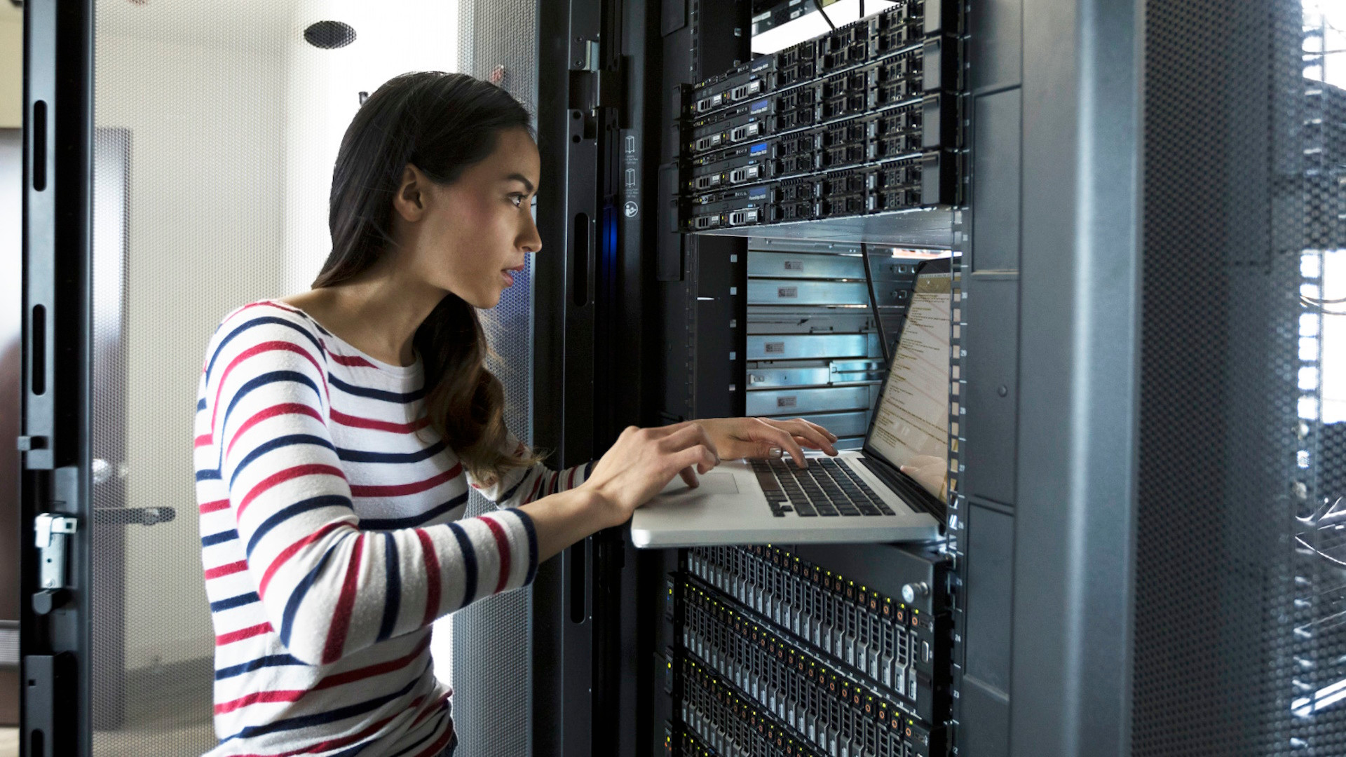 IT-Mitarbeiter finden: Herausforderungen und Lösungsansätze