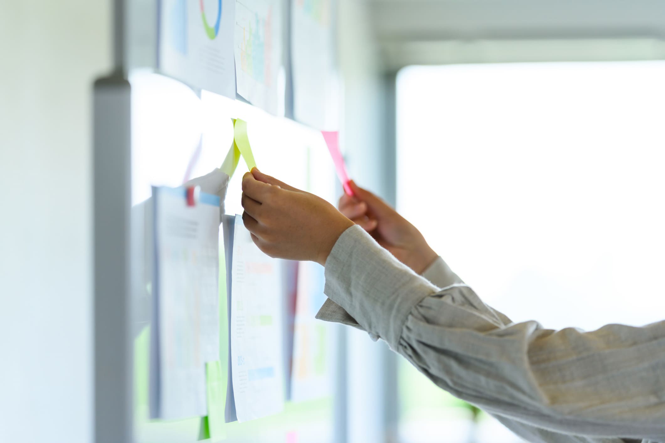 振り返りのフレームワーク「YWT」とは