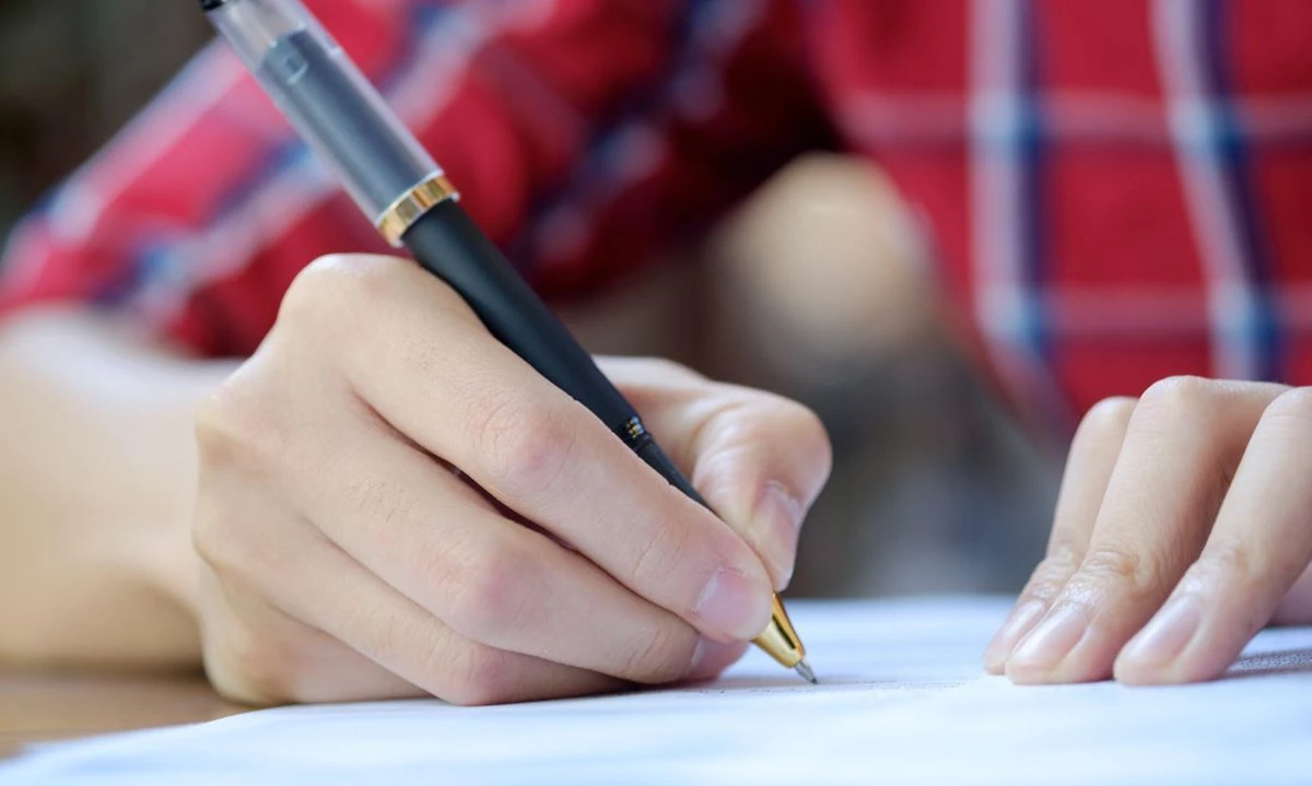 How to Write the Perfect Job Offer Letter Email